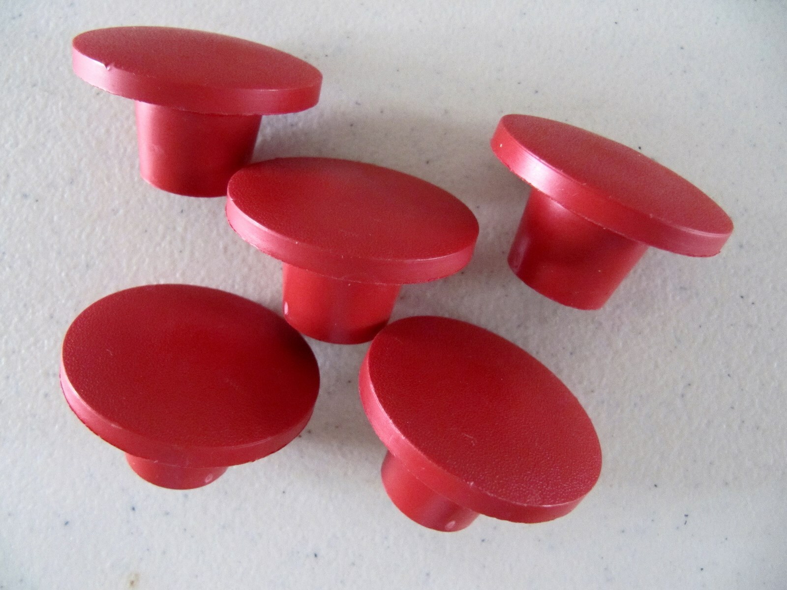 Dimco Gray Push Pull Knob, Red Thermoplastic 1/4-20 x 7/16 Insert ...