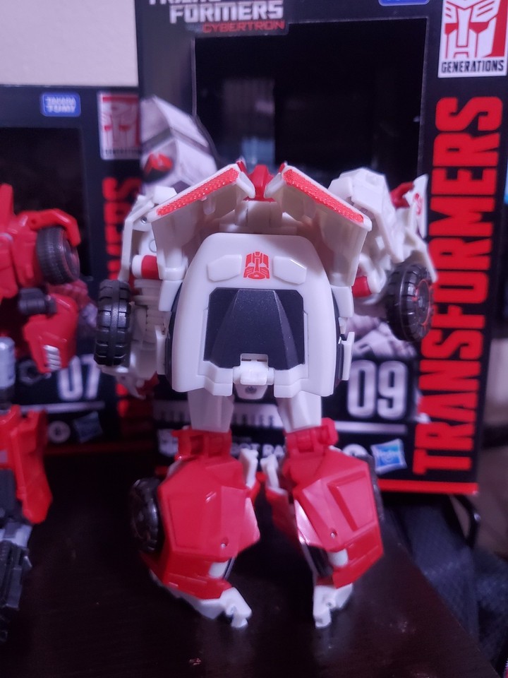 Transformers Studio Series Gamer Edition WFC Ironhide Ratchet Sideswipe ...