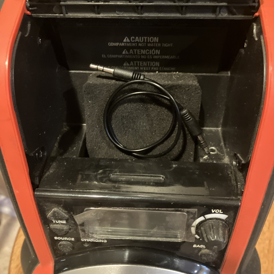 Black And Decker Fire Storm Station FS18CH Radio iPod Dock Battery ...