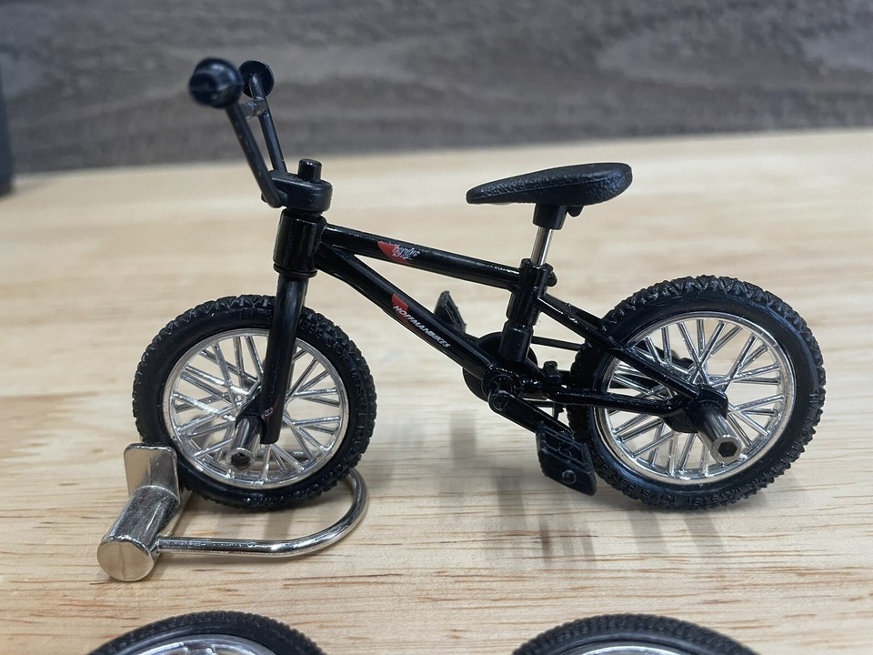 Classic Flick Trix Hoffman Bikes RARE Finger Bike Tech Deck BMX | eBay