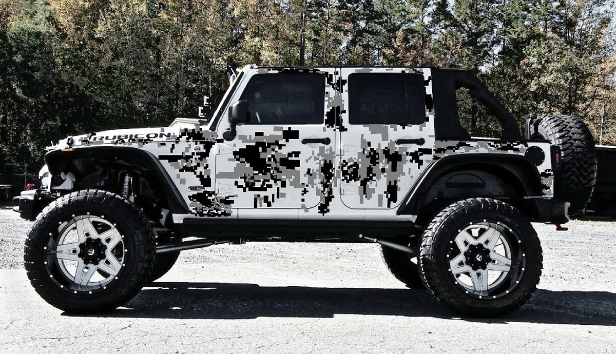 Camouflage Jeep