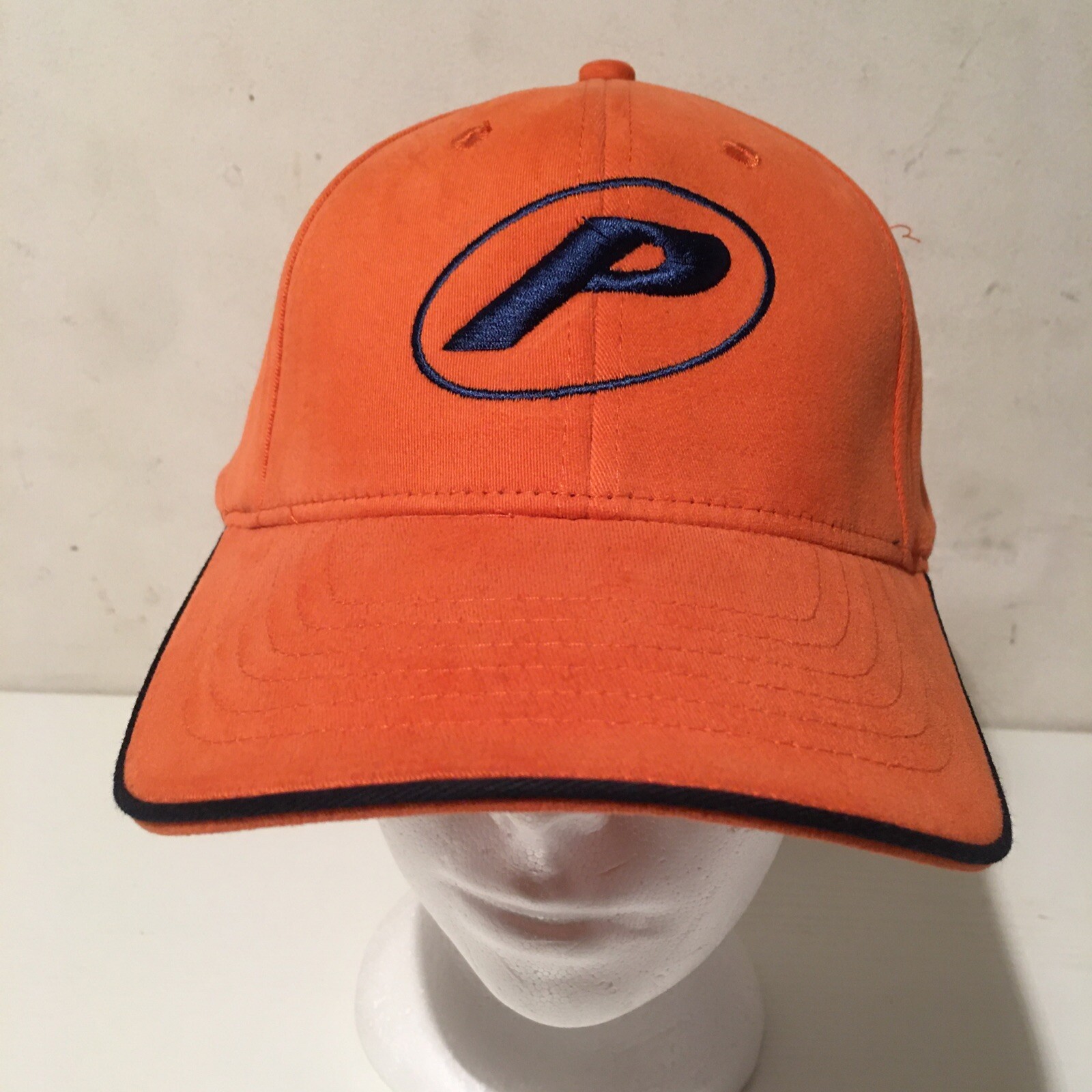 vintage orang hat logo p - Gem