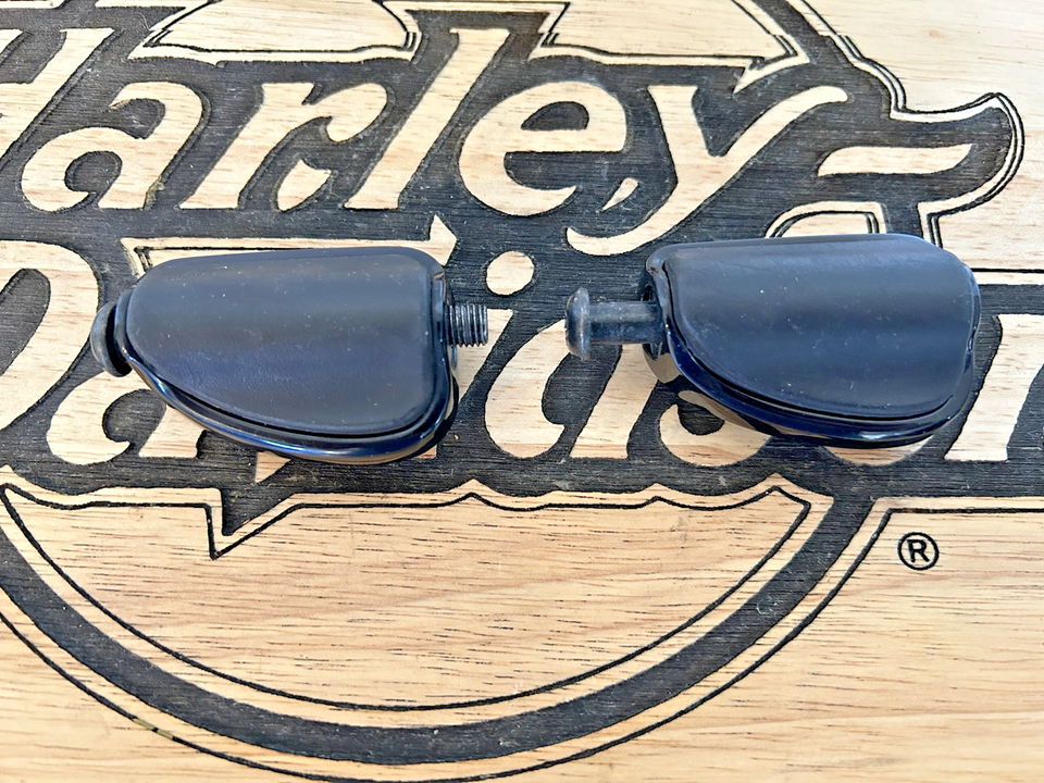 Used Set of Harley-Davidson Black Air Flow Heel Toe Shifter Pegs ...