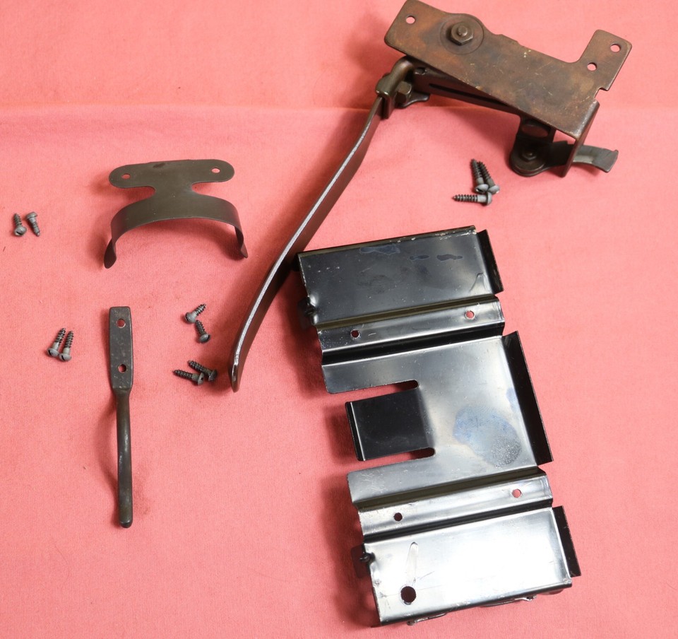 Singer Vintage Foot Controller Bracket and Knee Lever (for Cabinet ...