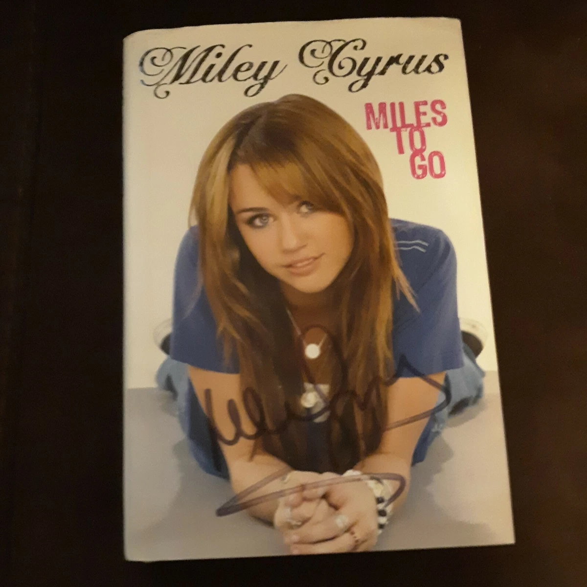 Miley Cyrus Signature Look