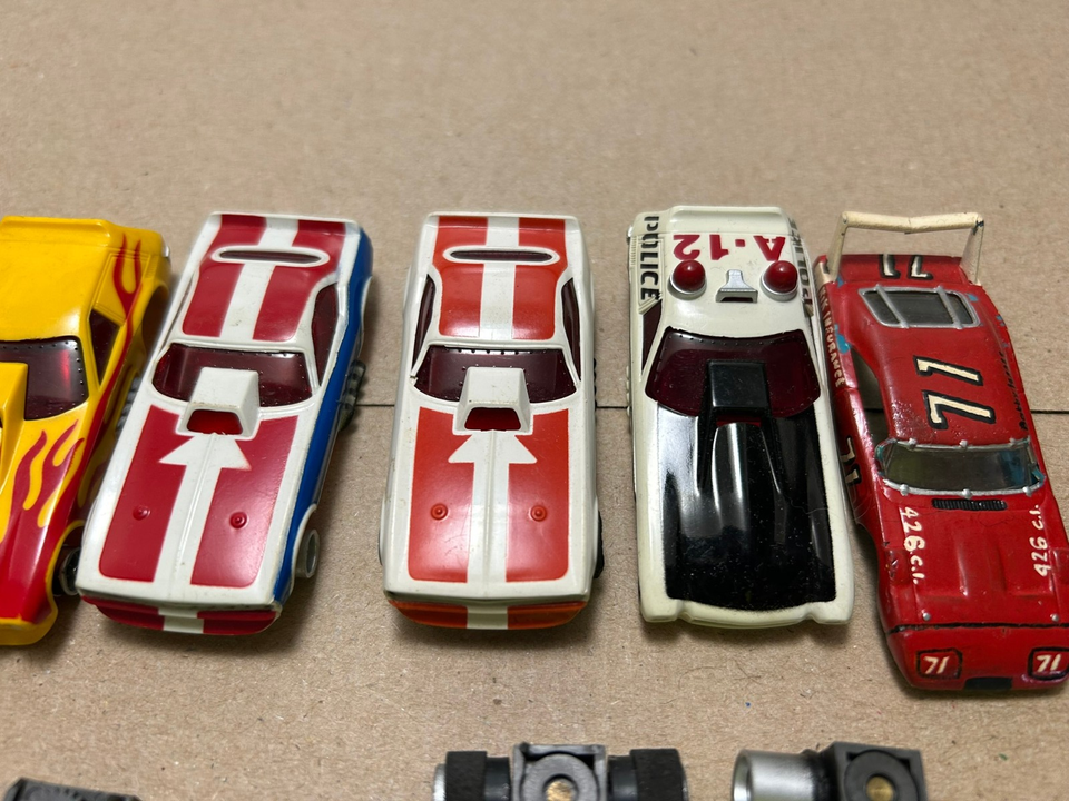 Aurora AFX and Magnatraction stuff. AW Penguin car | eBay