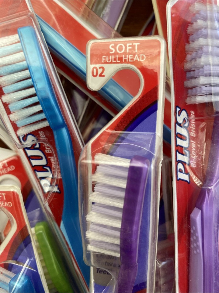 12 Pack Colgate Plus Bi-level Bristles Toothbrush’s - Full-Head Soft ...