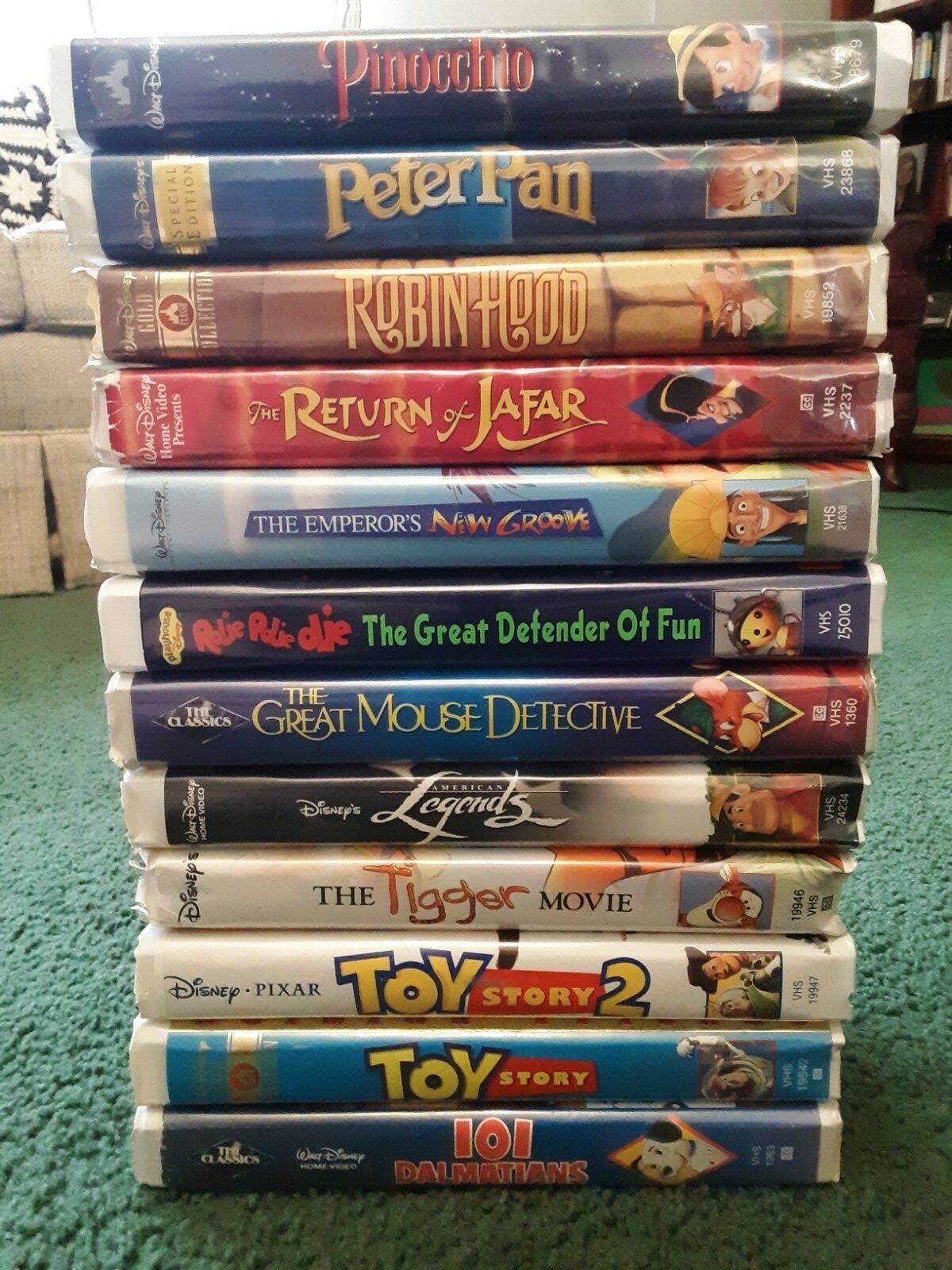 Walt Disney VHS movies lot of 12, clamshell cases Peter pan Toy Story ...