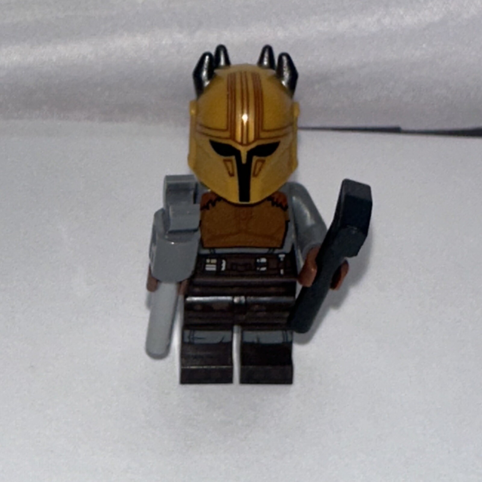 Star Wars LEGO® The Armorer The Mandalorian Tribe Leader Minifigure ...