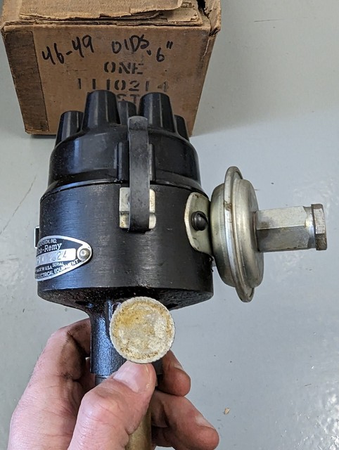 NOS 1946 1947 1948 Oldsmobile 6 CYL Distributor Assembly Delco Remy ...
