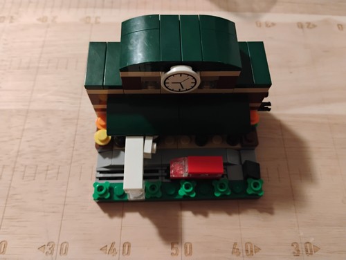 Lego Bricktober Train Set 40143 Missing 10 Pieces | eBay