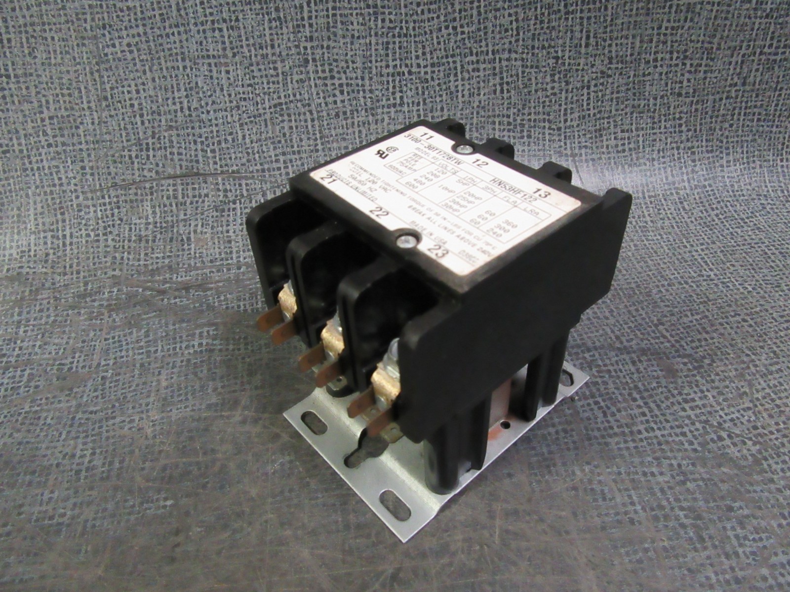 PRODUCTS UNLIMITED CONTACTOR 3100-30T1728TW HN53HF122 600V 60A 75A/RES ...