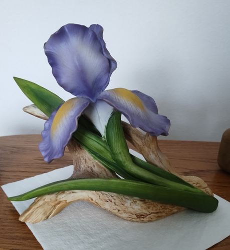 Porcelain Purple Mere Iris 1984 Andrea by Sadek 7032 | eBay