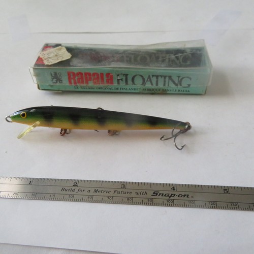 FISHING LURES RAPALA 4" FLOATING MINNOW BLACK &GOLD IN A 11 RT BOX | eBay