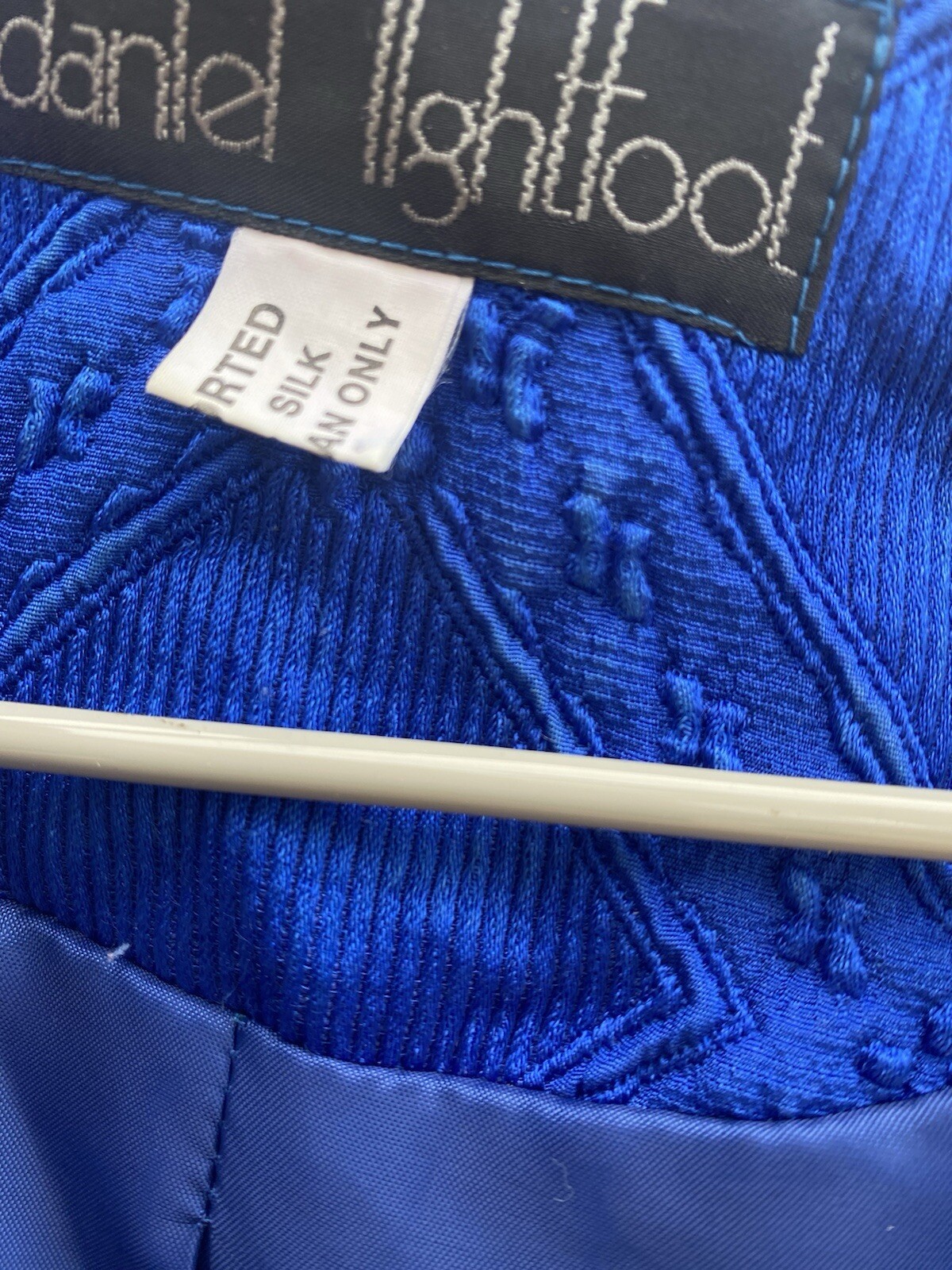 Daniel Lightfoot (Brisbane based designer) SILK jacke… - Gem