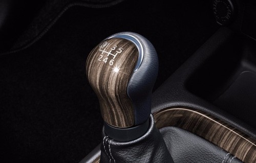 GENUINE TOYOTA HILUX REVO WOOD GEAR SHIFT KNOB FOR MANUAL 6 SPEEDS ...