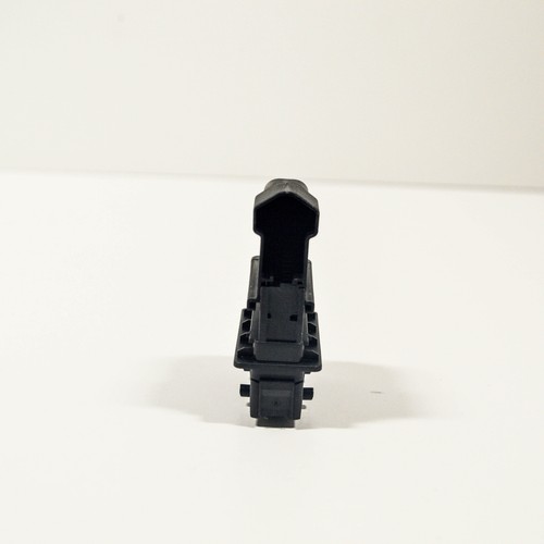 NEW AUDI A1 8X FLAT CONTACT HOUSING WITH LOCKING MECHANISM 8K0972701 ...