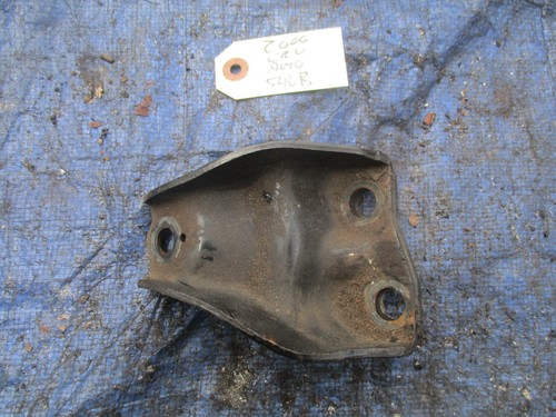 97-01 Honda CRV B20Z2 driver side upper engine mounting bracket OEM B20 ...