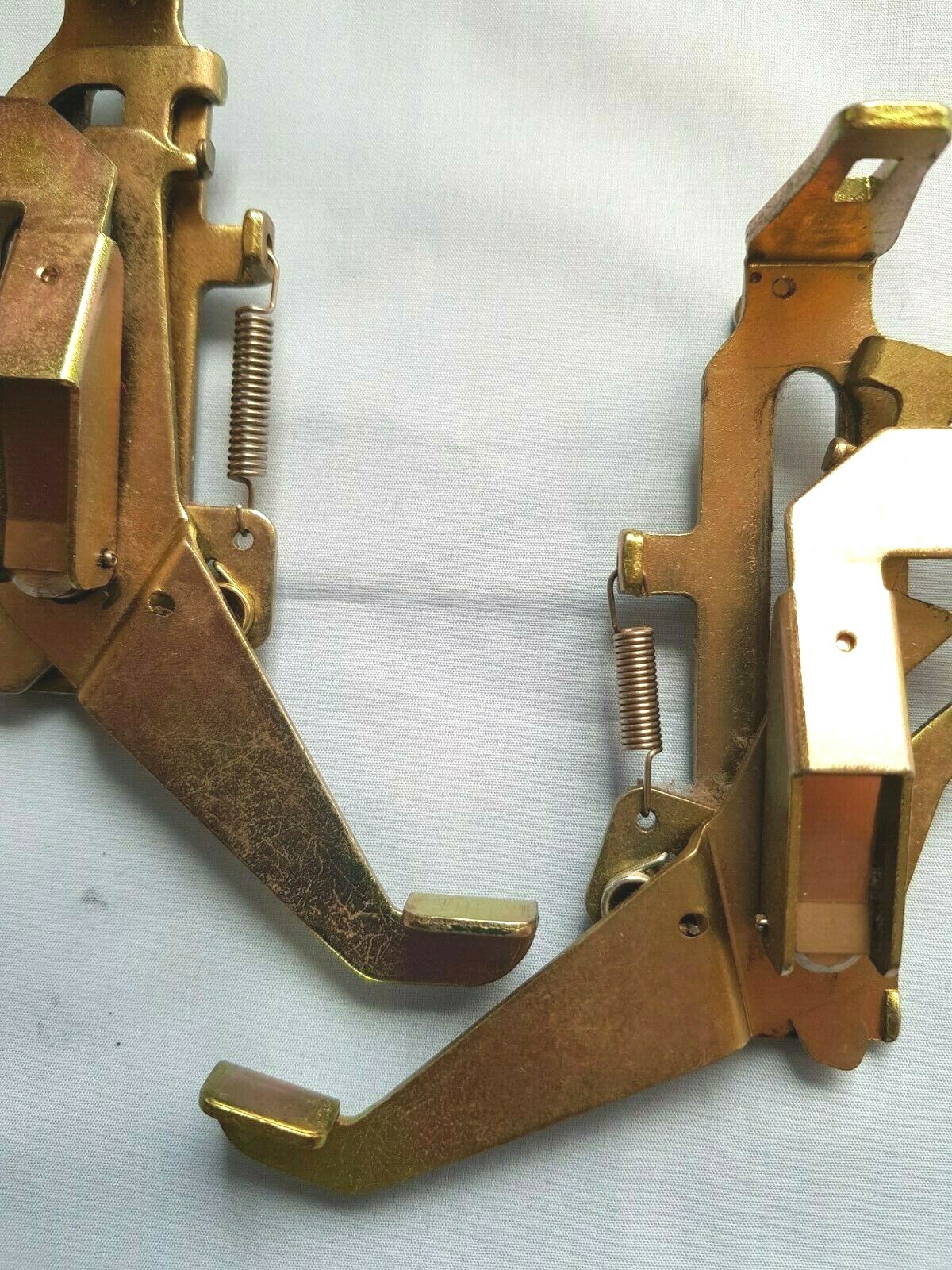 BROTHER KNITTING MACHINE PARTS KR850 KR900 4.5MM LEFT RIGHT BRACKET ...