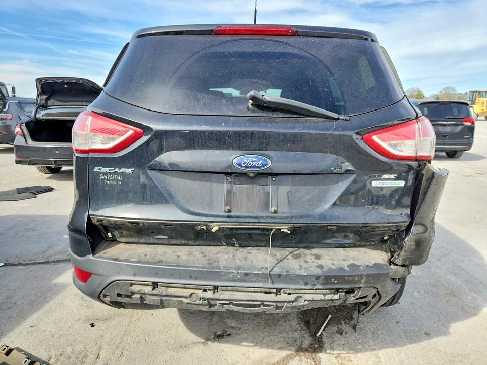 Used Turn Signal / Parking Light Assembly fits: 2014 Ford Escape Park ...