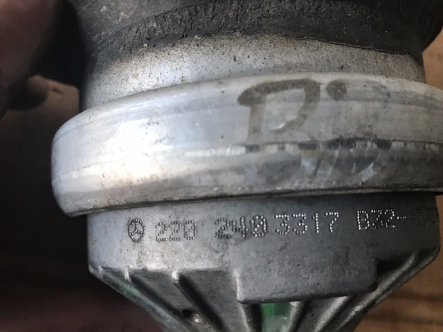 MERCEDES BENZ E500 CLS500 03-06 RWD 5.0L V8 ENGINE MOTOR RUBBER MOUNT ...