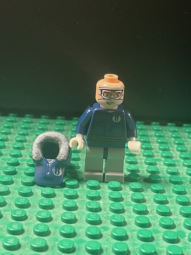 LEGO Star Wars Anakin Skywalker Snow Parka (Set 8085) (lightsaber ...