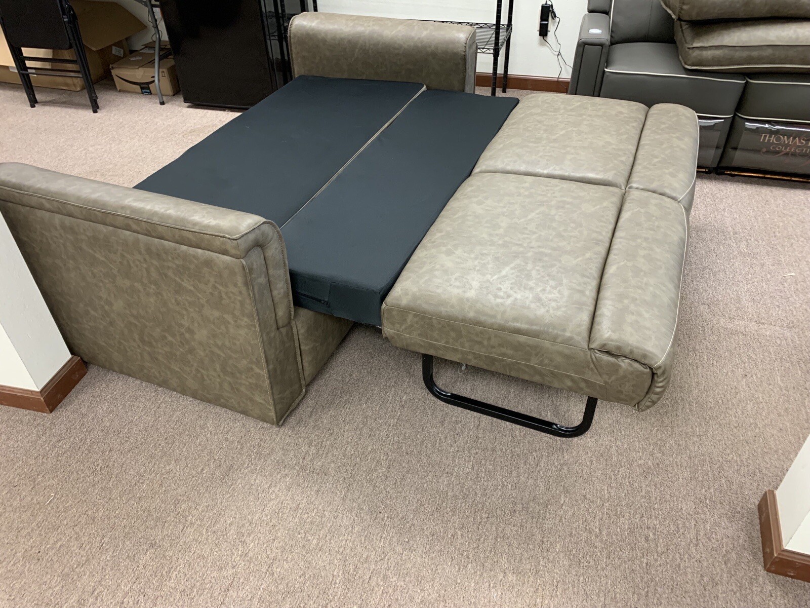 70 Rambler Doe Rv Tri Fold Sofa | Baci Living Room