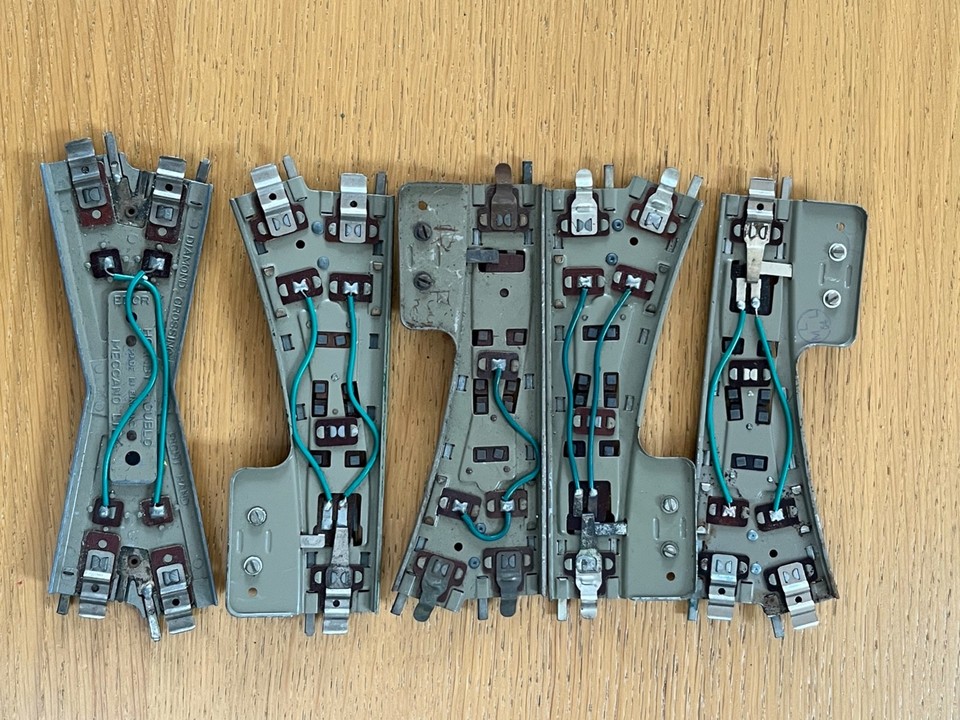 Hornby Dublo 3 rail 2nd quality 8 straight rails 4 points & diamond ...