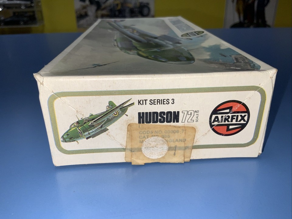 Vintage Series 3 AIRFIX Lockheed Hudson Kit #03006-7 - 1/72 Scale | eBay