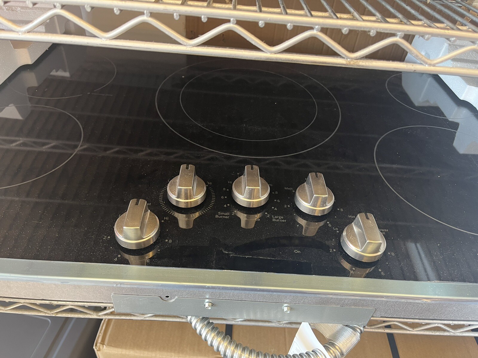 GE JP3036SLSS 36 Inch Electric Cooktop with Five Radiant Cooking ...