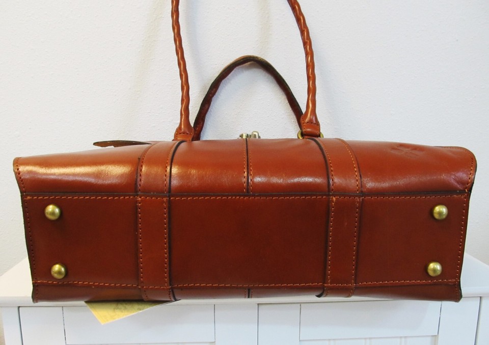 NWT Patricia Nash "Vienna" Tan Hand Cut Tooled Waxed Leather Shoulder ...