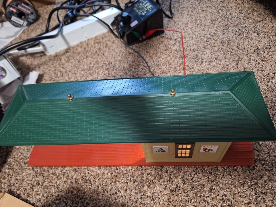 Lionel 6-2129 Illuminated freight station-Take a Look! | eBay