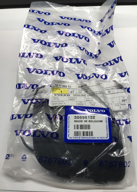 07-14 Volvo Xc90 Rear Bumper Tow Hook Cover Cap 30698132 Genuine OEM ...