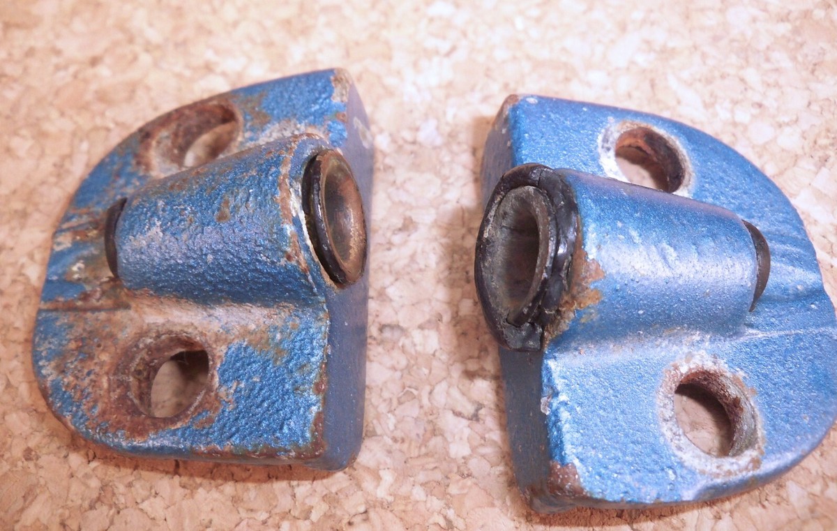 Jeep Grand Wagoneer Tailgate Alignment Pin 2010 Jeep Grand Cherokee