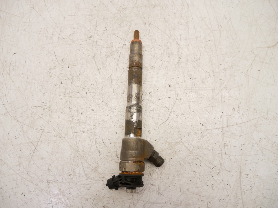 Injektor Einspritzdüse für Nissan Renault 1,7 Blue dCi R9N401 R9N ...