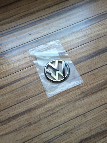 2009-2016 Volkswagen CC Eos GTI Golf R Emblem W/O Rear Camera OEM *NOTE ...
