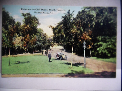 PC 551-7 POSTCARD VIEW - CLIFF DRIVE ENTRANCE, NORTH TERRACE IN KANSAS ...