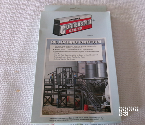 WALTHERS CORNERSTONE Kit #933-3104 Oil Loading Platform Unopened | eBay