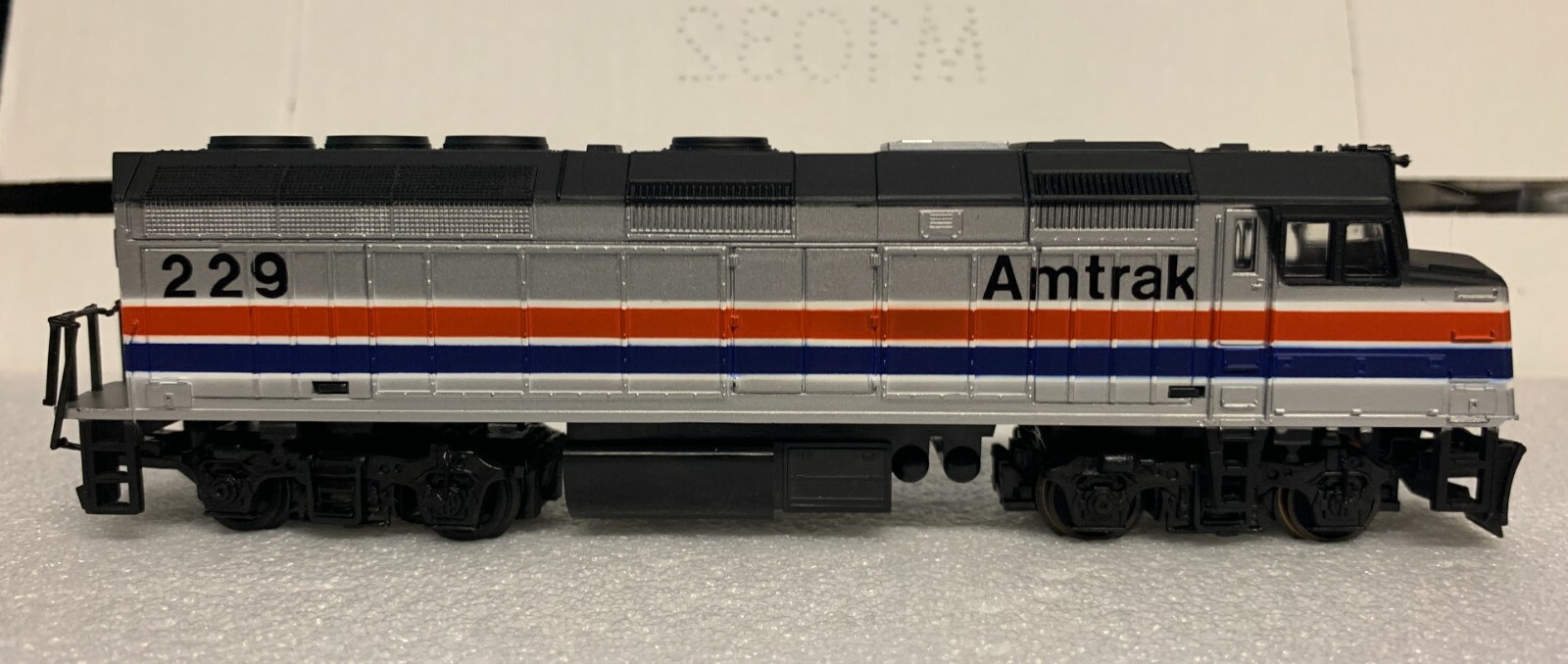 HO Scale Life Like Amtrak F40 Powered Diesel Locomotive 229 | eBay