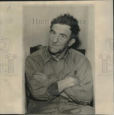 1949 Press Photo Crawford County Wisconsin, J. Edward Dolan was ...