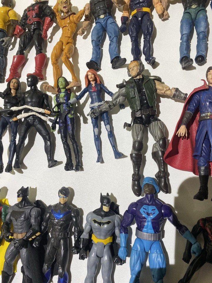 Marvel Legends Batman Spiderman Lot Of 33 Action Figures And Extras ...