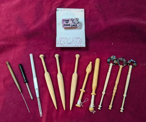 8 Vintage Lace Making Bobbins plain & spangled w beads, 3 lace making ...