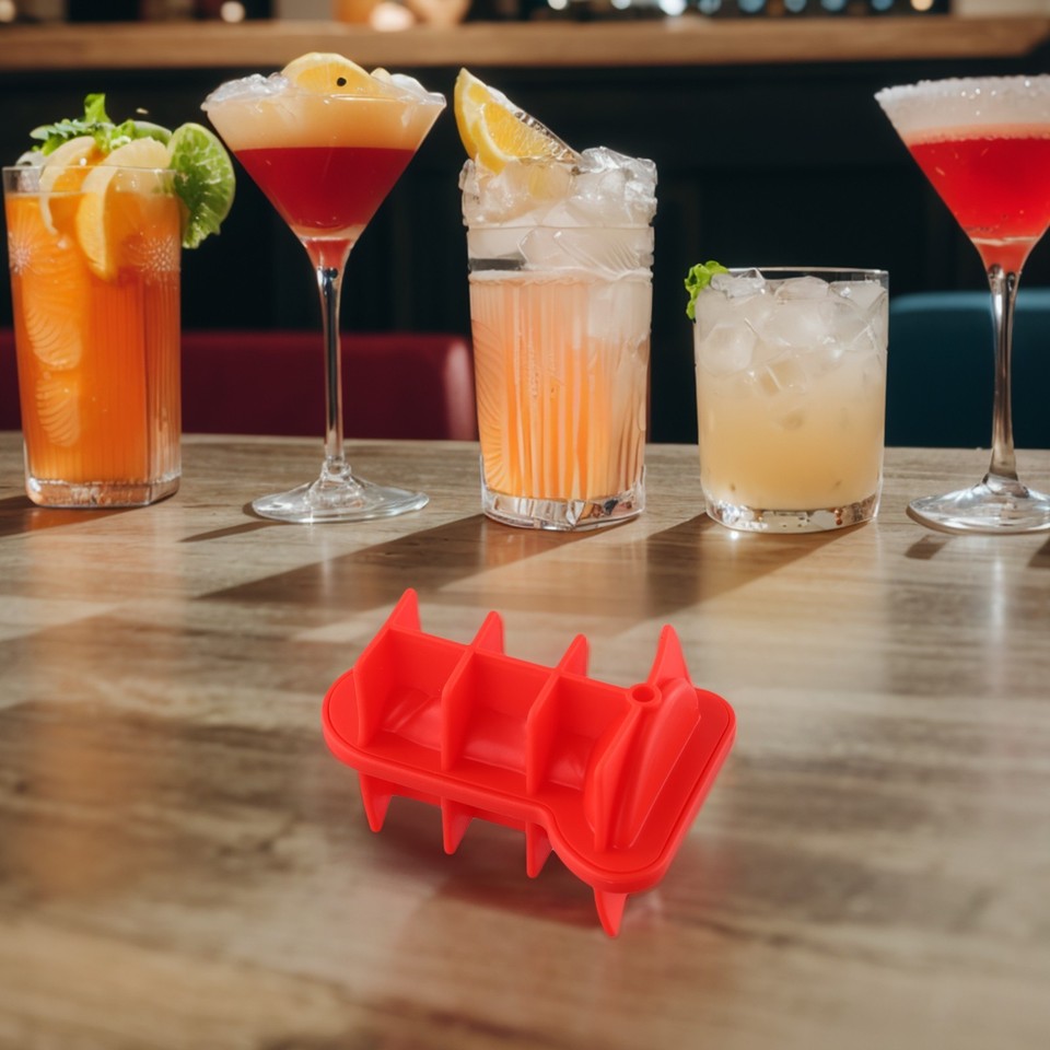 With Lid Ice Cube Tray Convenient Silicone Stackable Brand New Long ...