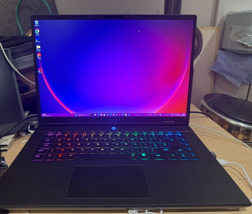 Alienware M16 R2 gaming laptop, i9, 64gb, NVIDIA 4070 8gb, 4tb ssd | eBay