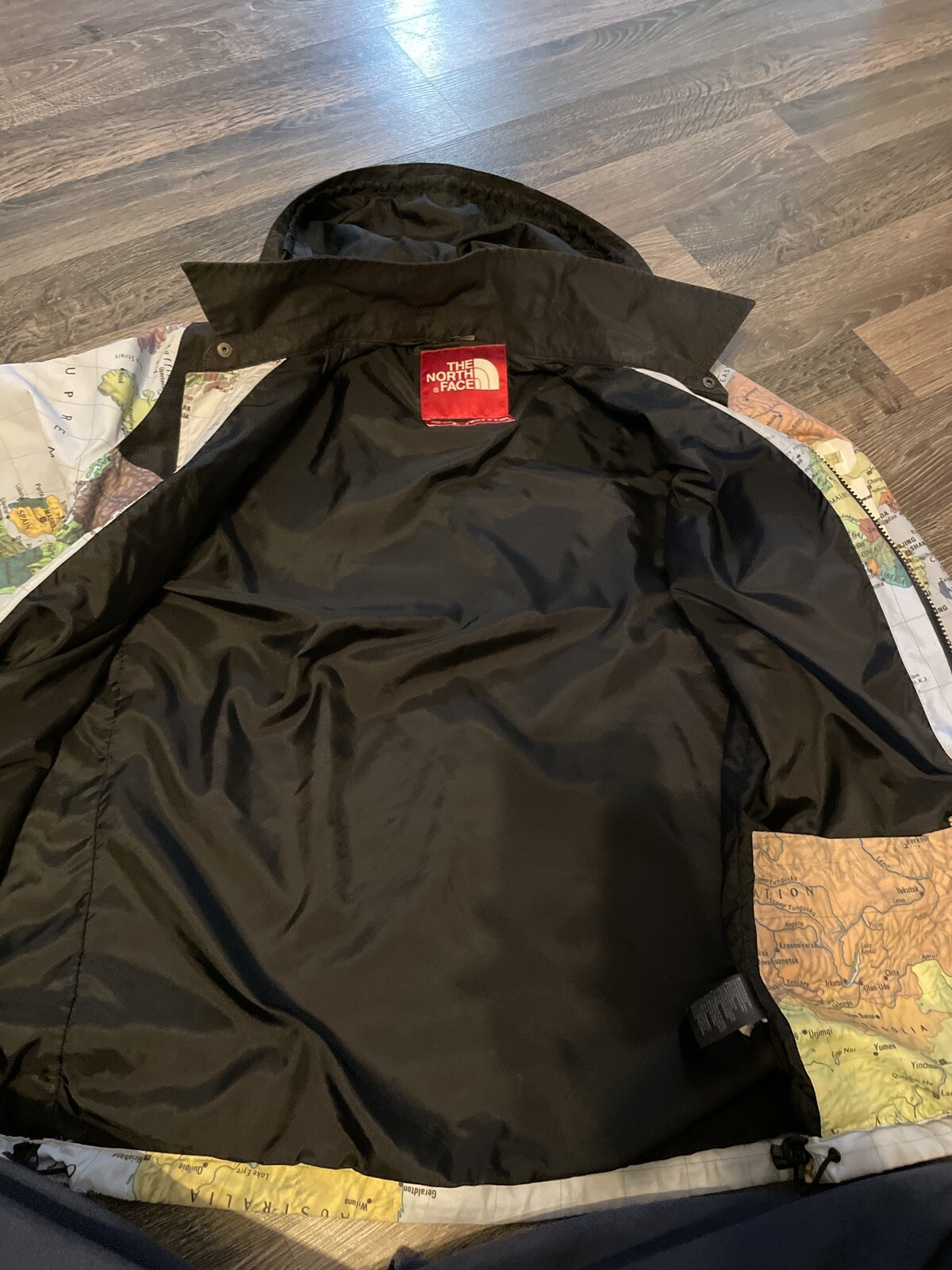 Supreme TNF North Face Atlas World Map Coaches Jacket W Hood Snaps Rare ...