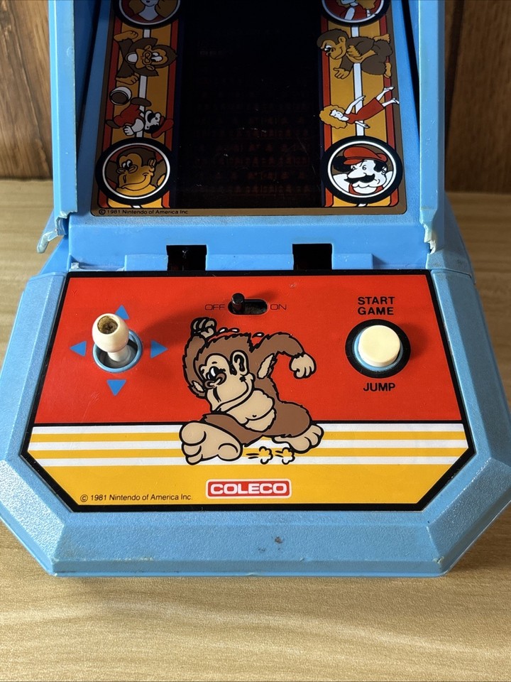 Vintage 1981 Coleco Donkey Kong 2391 Mini Arcade Table Top Video Game ...