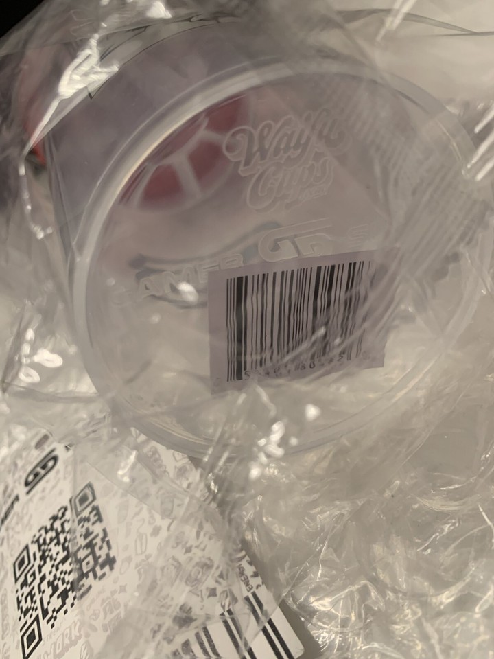 Gamer Supps GG Waifu Cup S6.1: Smokeshow Shaker Cup Limited + Sticker ...