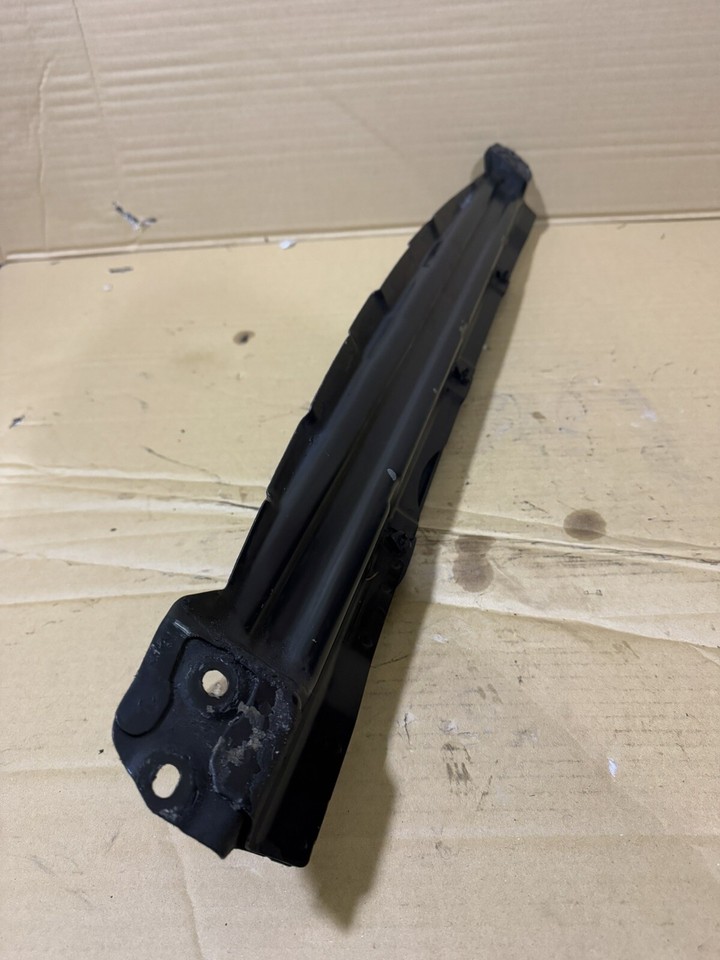 2007-2015 Audi Q7 - Front Crossmember / Support Bracket OEM 7L0805551A ...