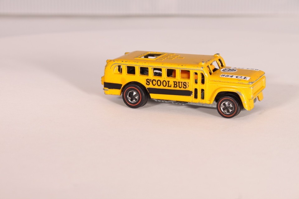 MATTEL HOT WHEELS 1970 REDLINE HEAVYWEIGHTS S'COOL BUS YELLOW HONG KONG ...
