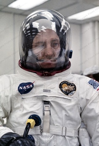 8x10 Print NASA John Swigert Apollo 13 Command Module Pilot #5500694 | eBay